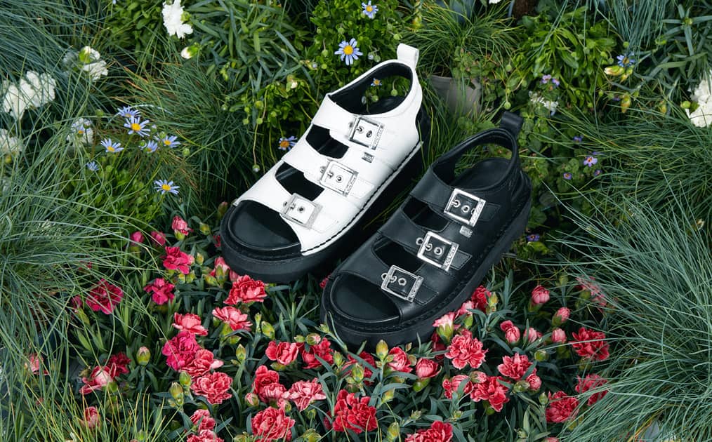 Kickers abraza la nostalgia con una nueva silueta de sandalia